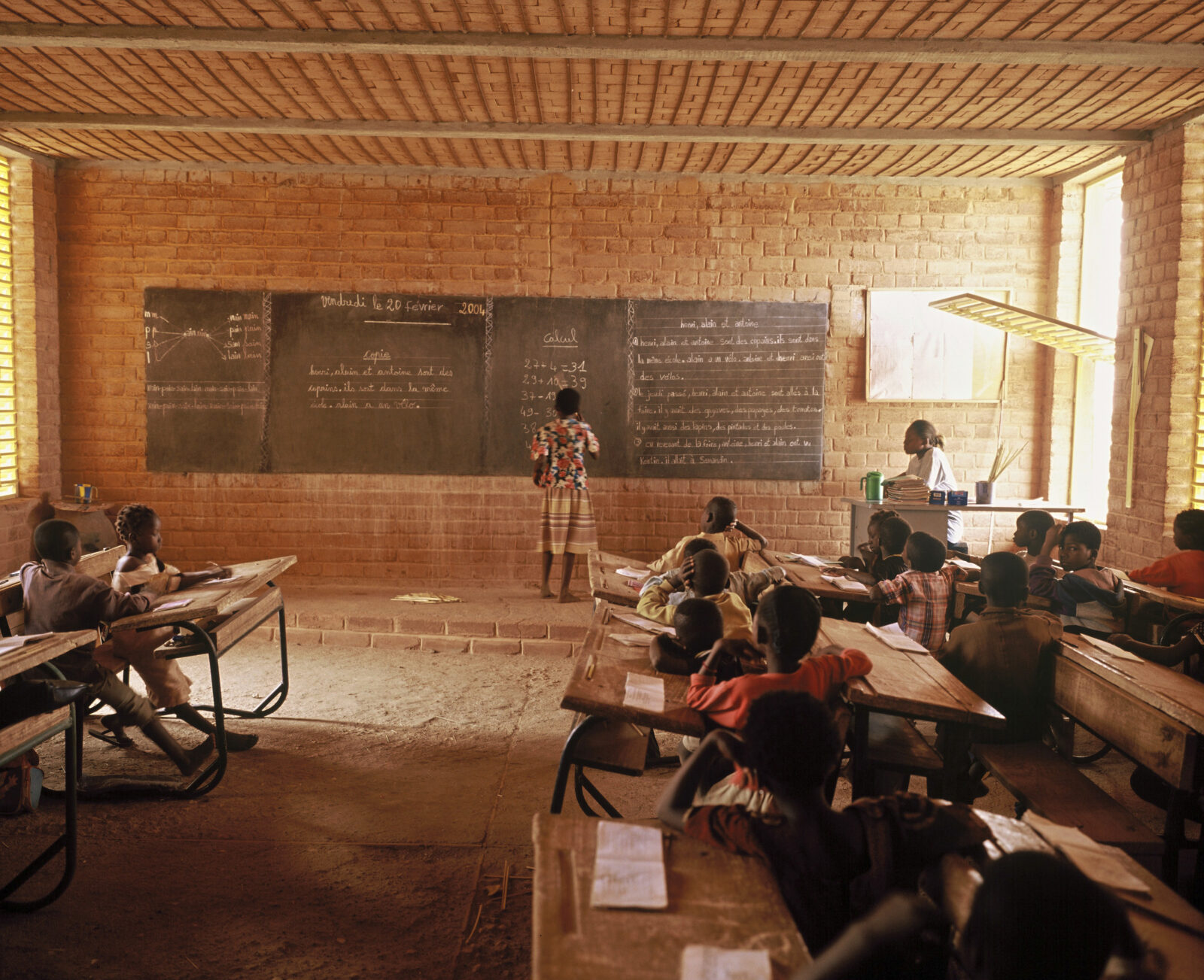 Gando Primary School - designlikeyougiveadamn.com