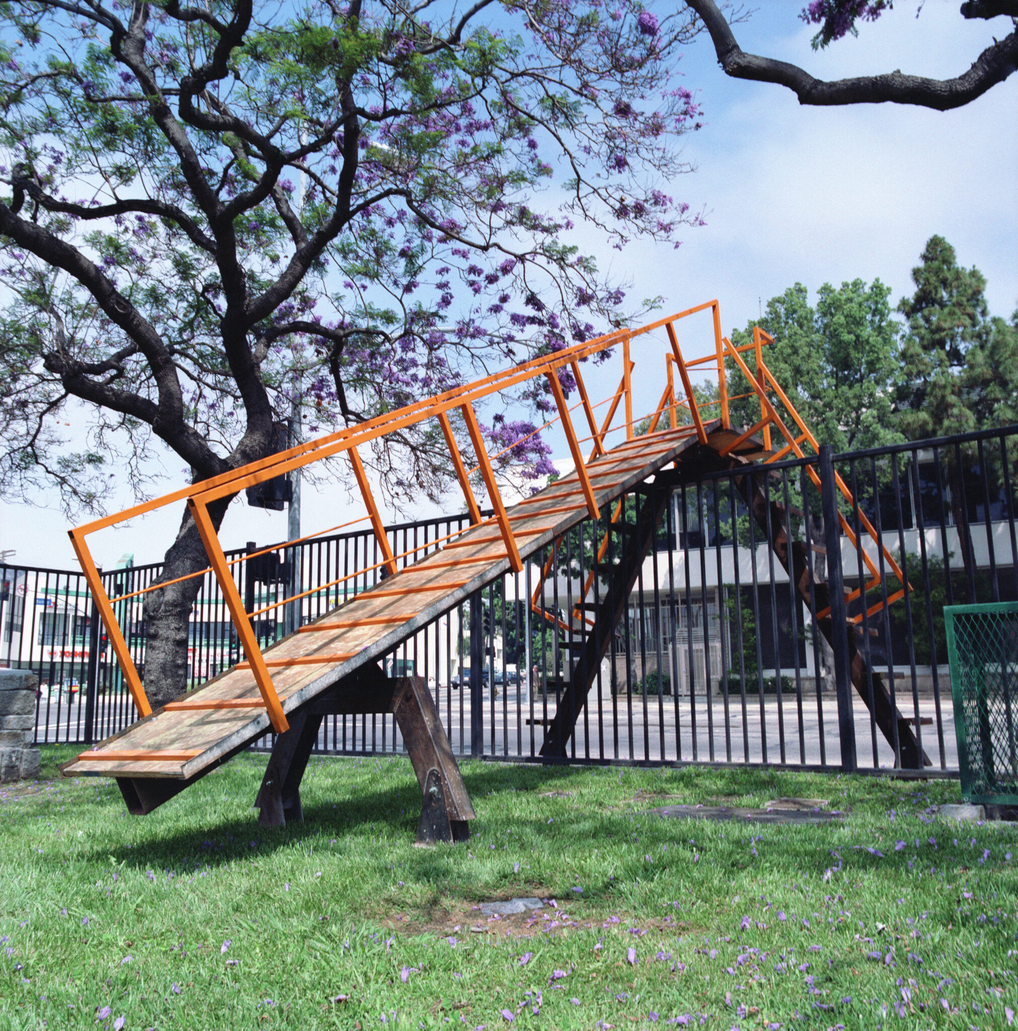 Viewing Platforms | Stair to Park - designlikeyougiveadamn.com