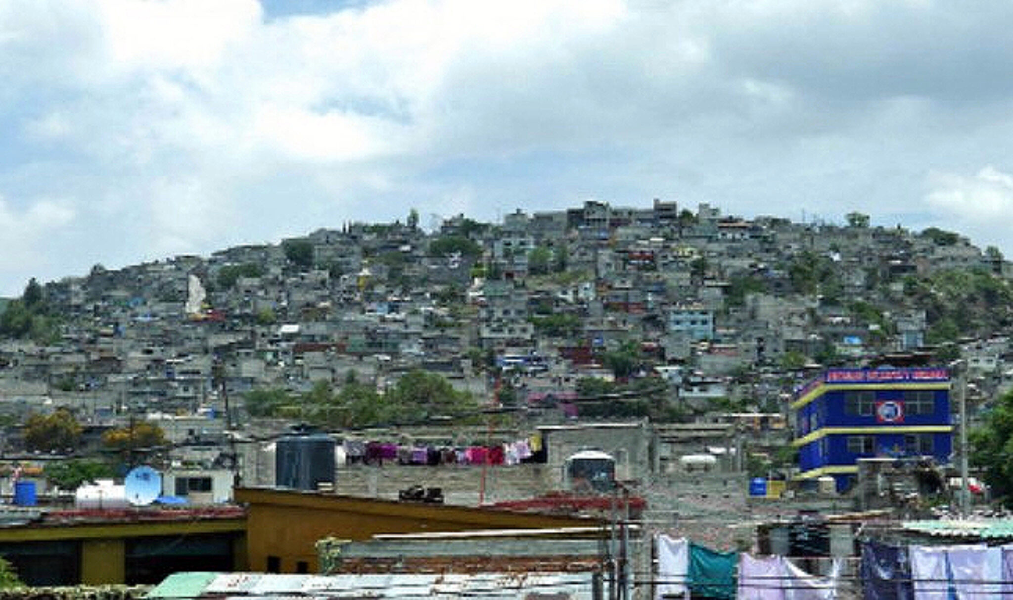 Favela-Bairro Projects - designlikeyougiveadamn.com