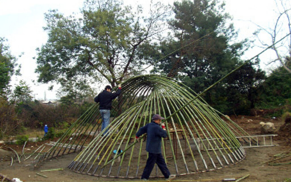Bamboo Shelter - designlikeyougiveadamn.com Bamboo Shelter - designlikeyougiveadamn.com